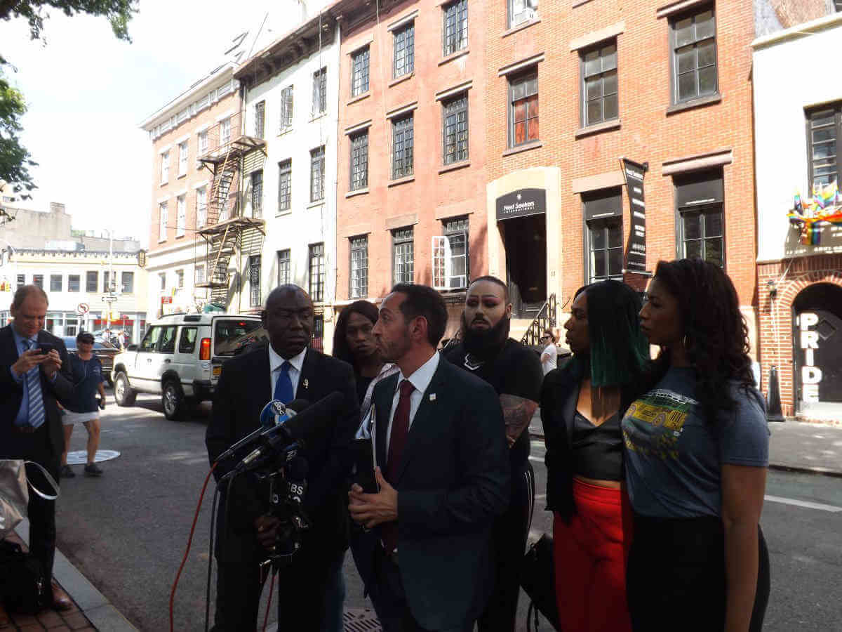 Restaurant Chain Slammed for Trans Discrimination – Gay City News