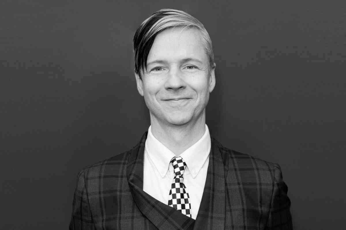 On the Bridge With John Cameron Mitchell – Gay City News