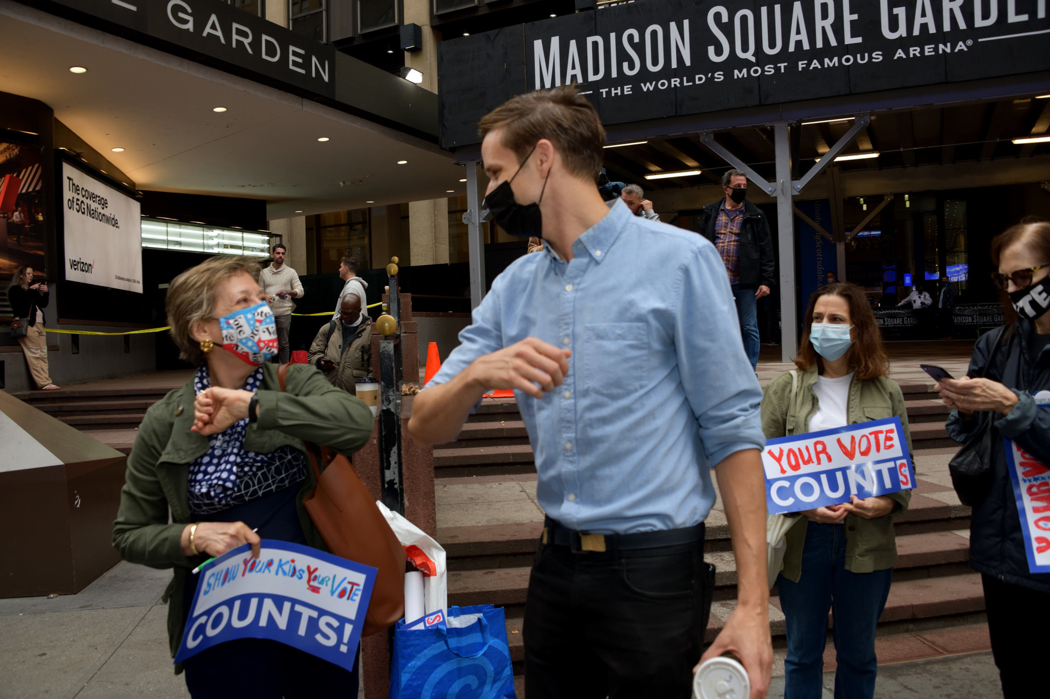 Erik Bottcher Steps Up for a Lead Role – Gay City News