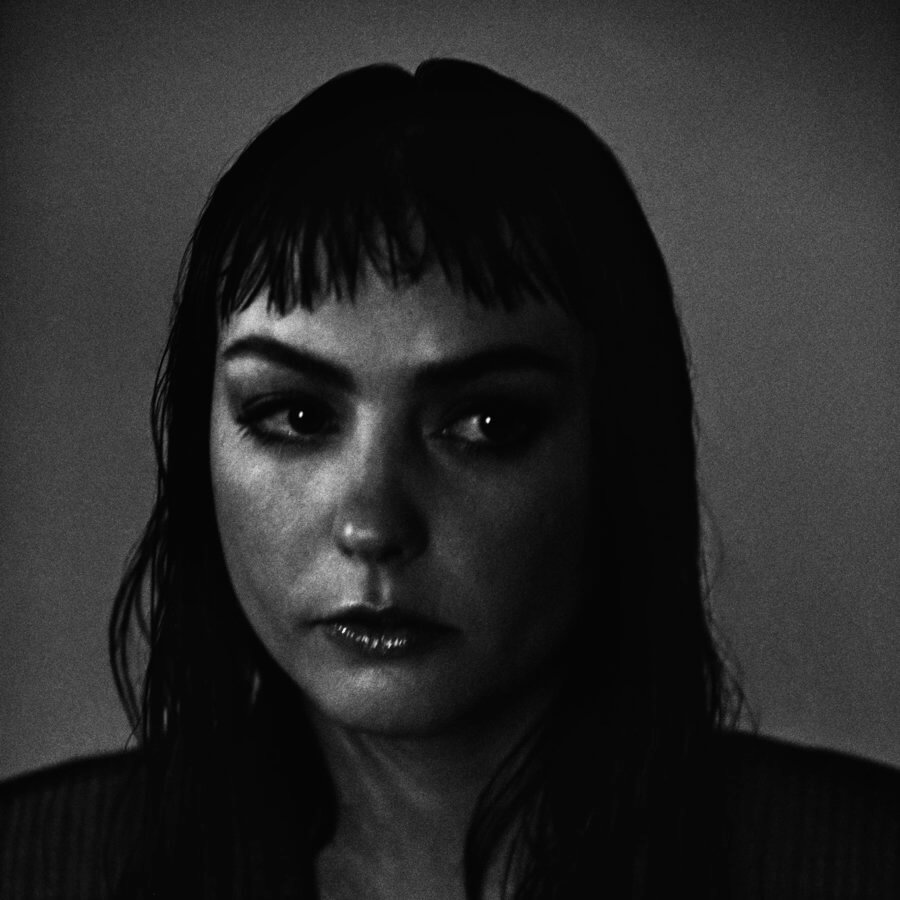 Singer Angel Olsen Comes Out as Gay