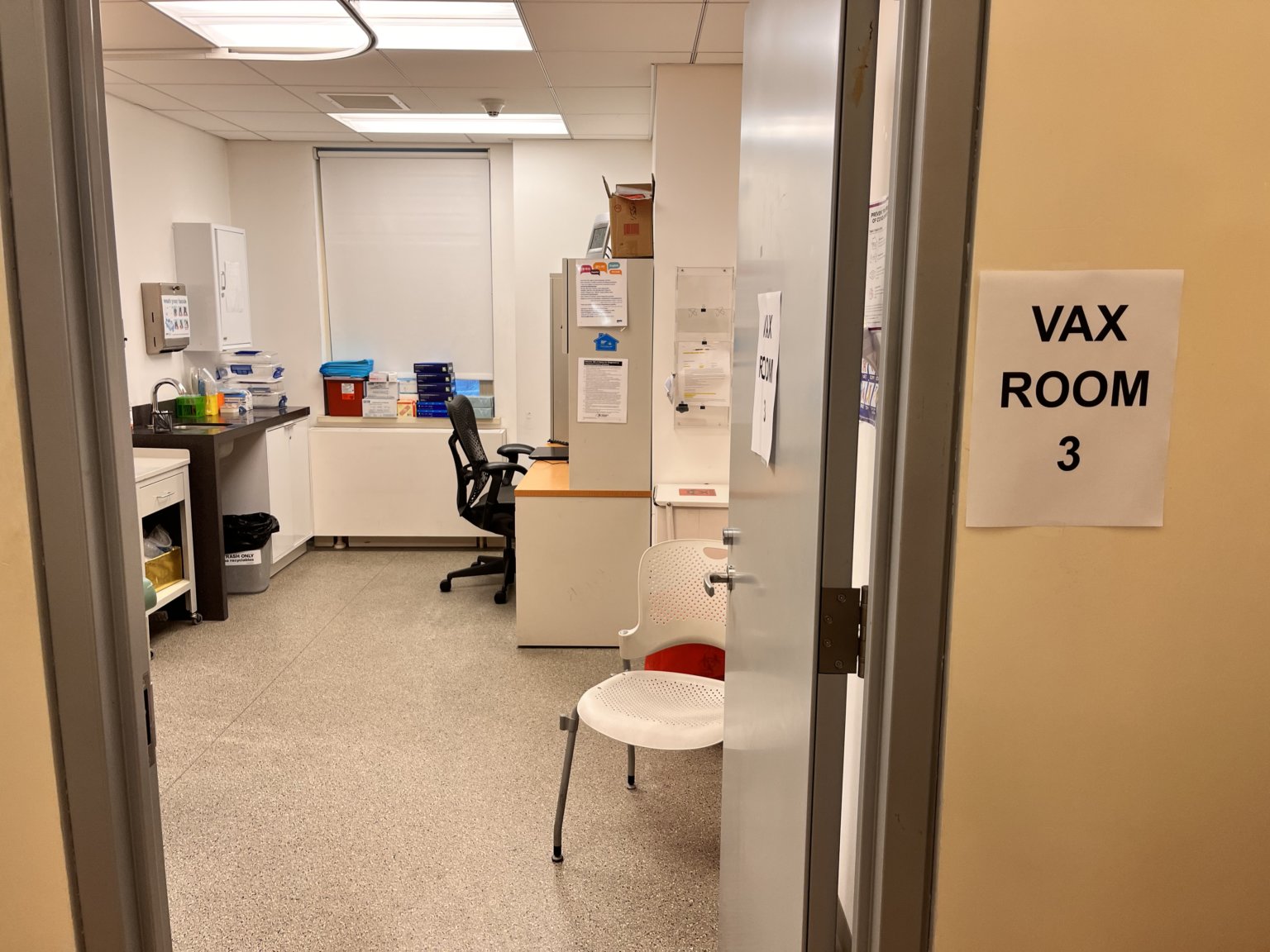 Gov. Cuomo unveils four-phase plan for reopening state economy ...